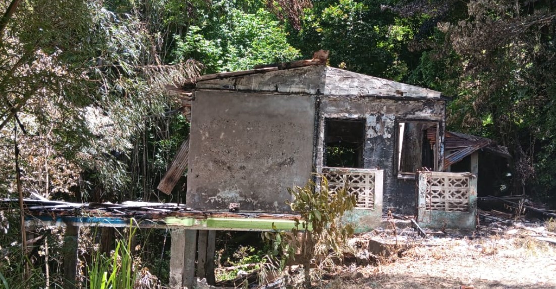 Fire Partially Destroys Abandoned Building In Castries - St. Lucia Times