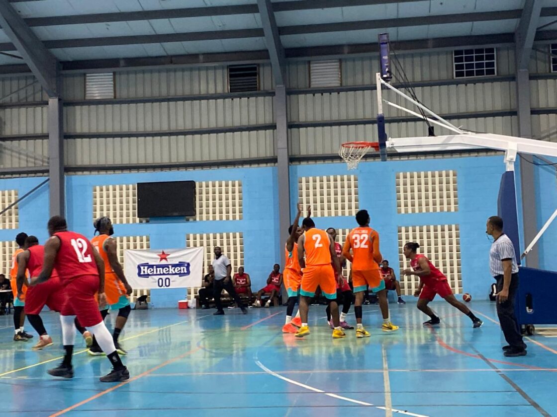 Jets, Blazers win KFC basketball openers - St. Lucia Times